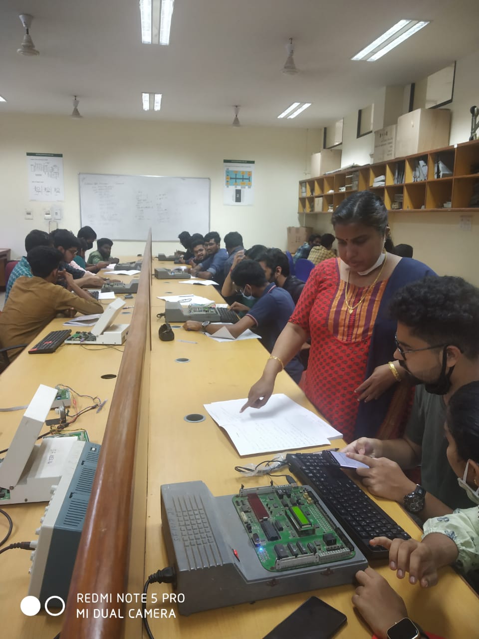 Microcontroller Lab – Department of Electronics and Communication Engineering