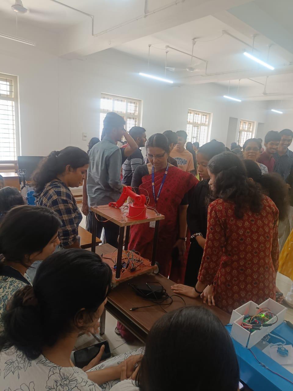 Project Expo organised by Department of ECE, CET – Department of ...